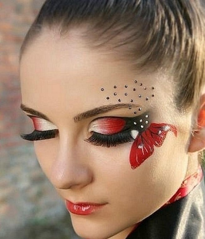 Dramatic Eye Makeup: Perfecting to Flutter your Seasonal Looks