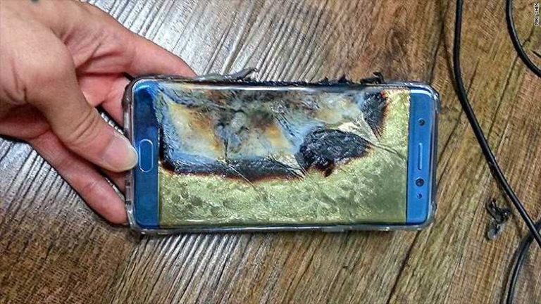 5 Amazing Ways To Destroy Your Phone!